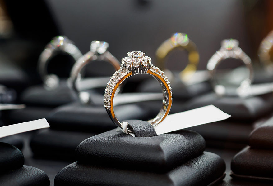 Here’s Why You Should Carry Complete Rings in Your Showcases