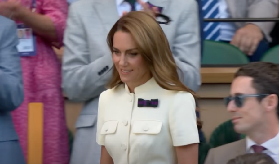 Kate Middleton Stacks Three Eternity Bands With Her Engagement Ring at ...