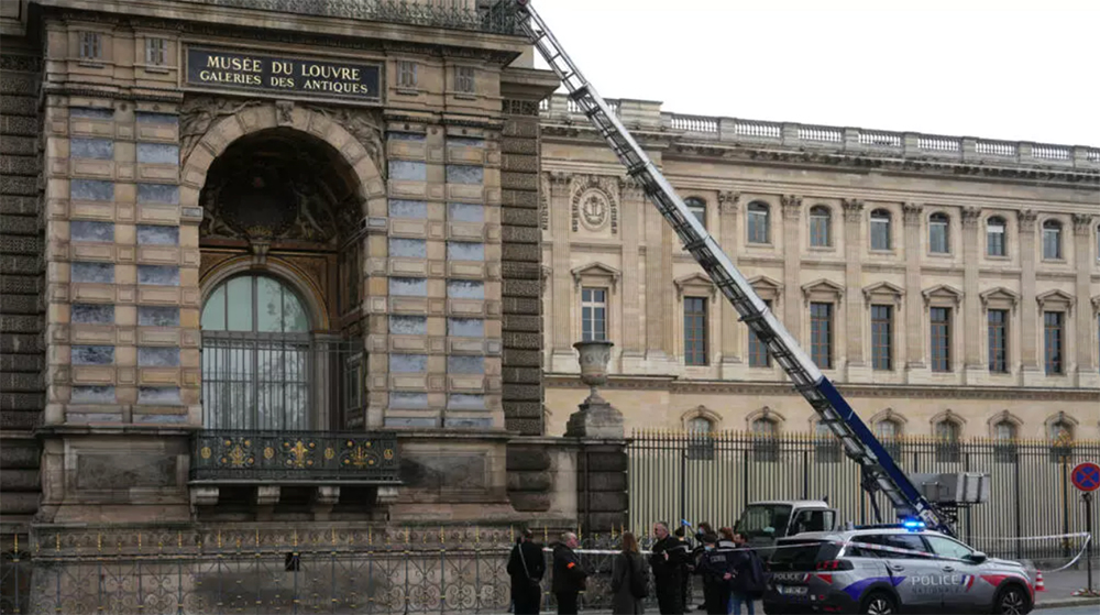 $100 Million Louvre Jewelry Heist Headed to the Big Screen